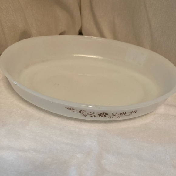 Dynaware | Kitchen | Vintage 96s Brown Daisy Dynaware Pyrorey Oval Bowl ...